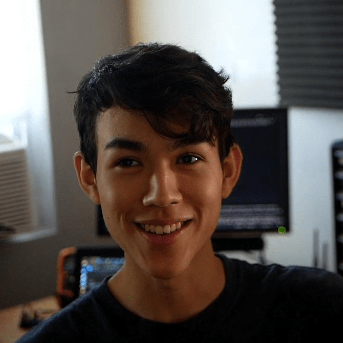 HeadShot-Alex_Lynd_thumbnail | Hackaday