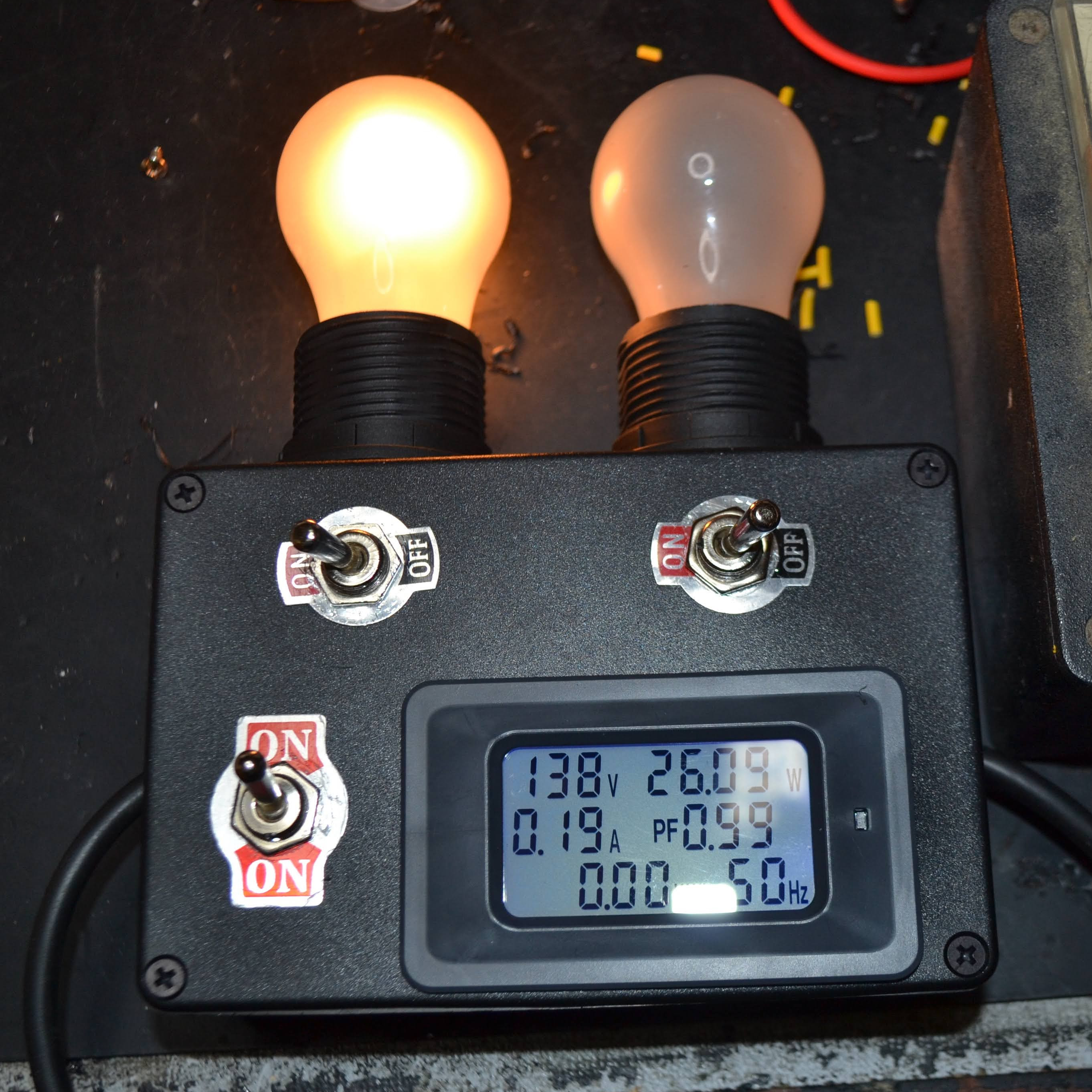 Power Up Vintage Electronics Less Unsafely With A Dim-Bulb Tester ...