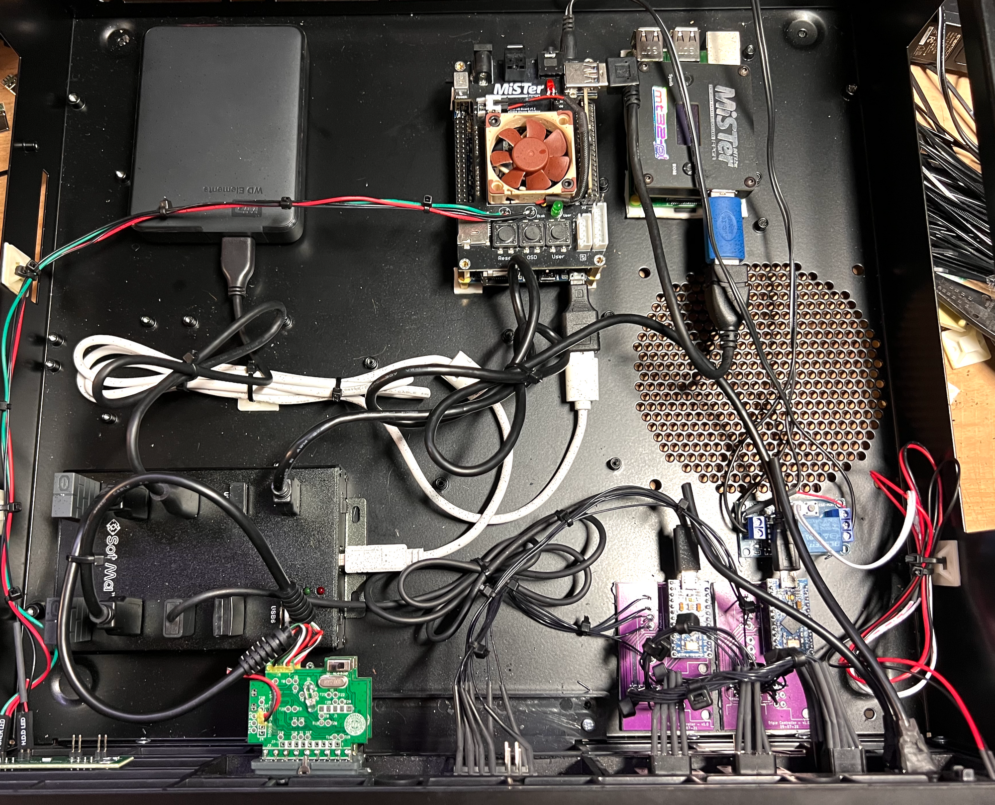 Original Controller Ports In Custom Case Means Retro Gaming In Style ...