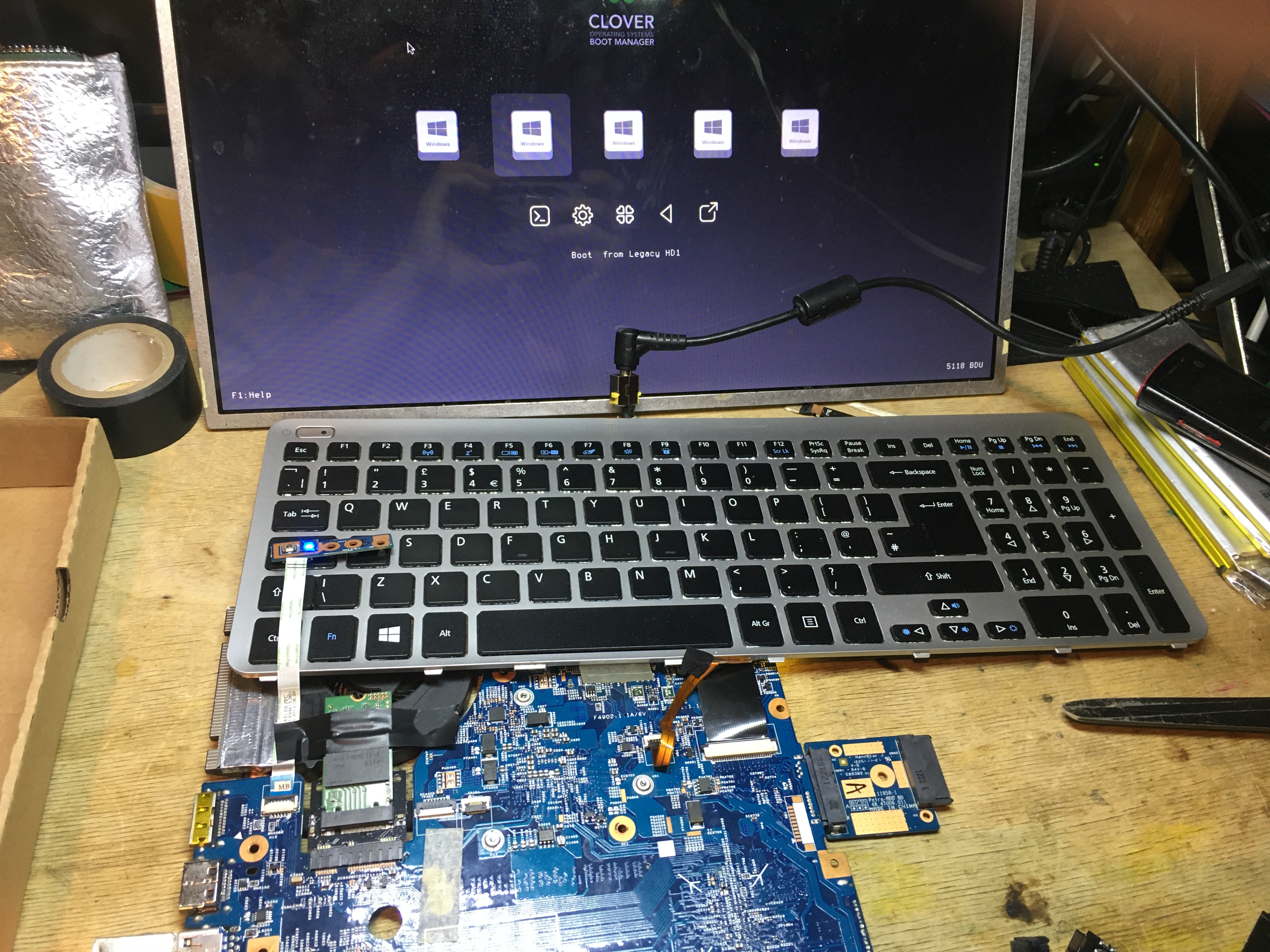 Laptop Motherboard? Let’s Boot And Tinker | Hackaday