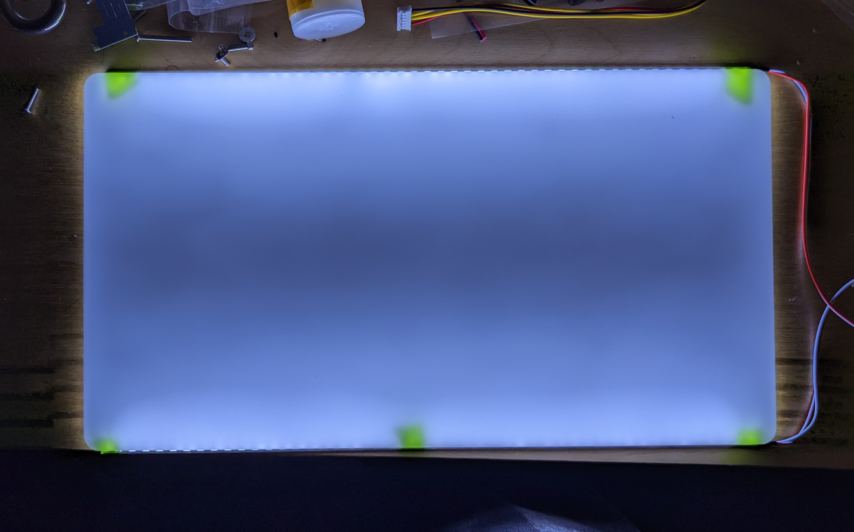 A Hacker’s Introduction To DIY Light Guide Plates | Hackaday