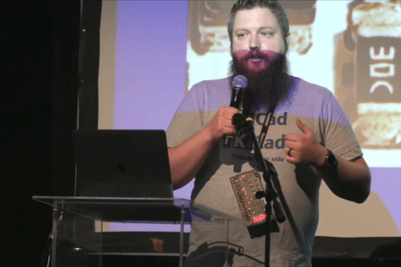 Michael-whiteley-supercon-2022-lxoya07ie1i-mkv-shot0008_featured | Hackaday