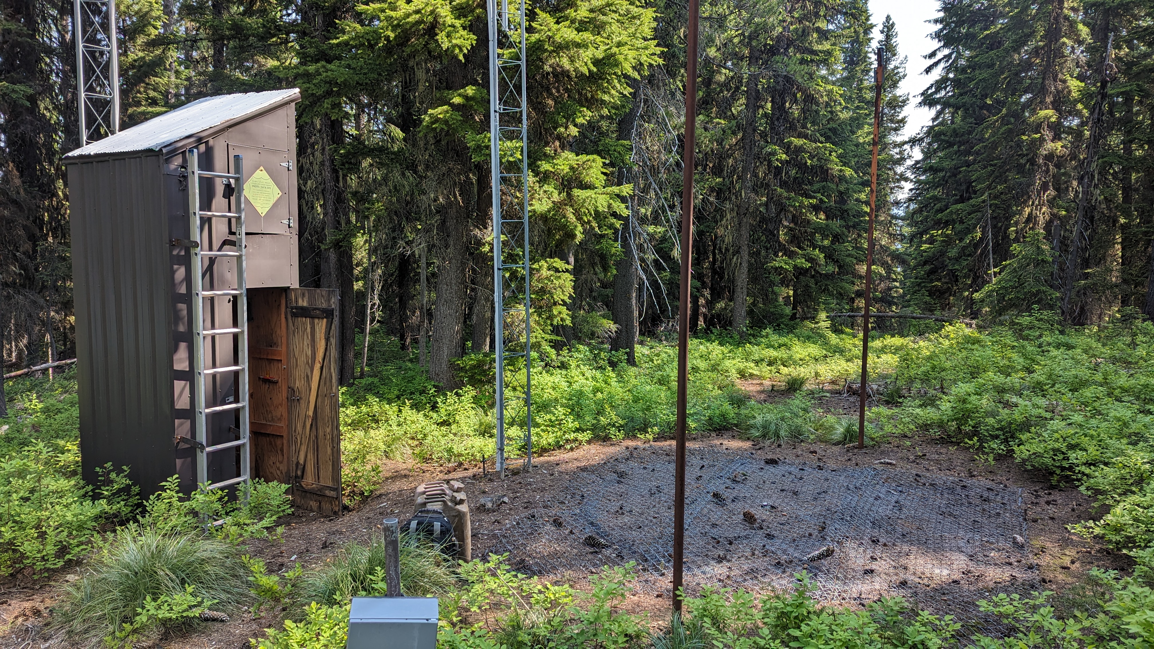 Know Snow: Monitoring Snowpack With The SNOTEL Network | Hackaday