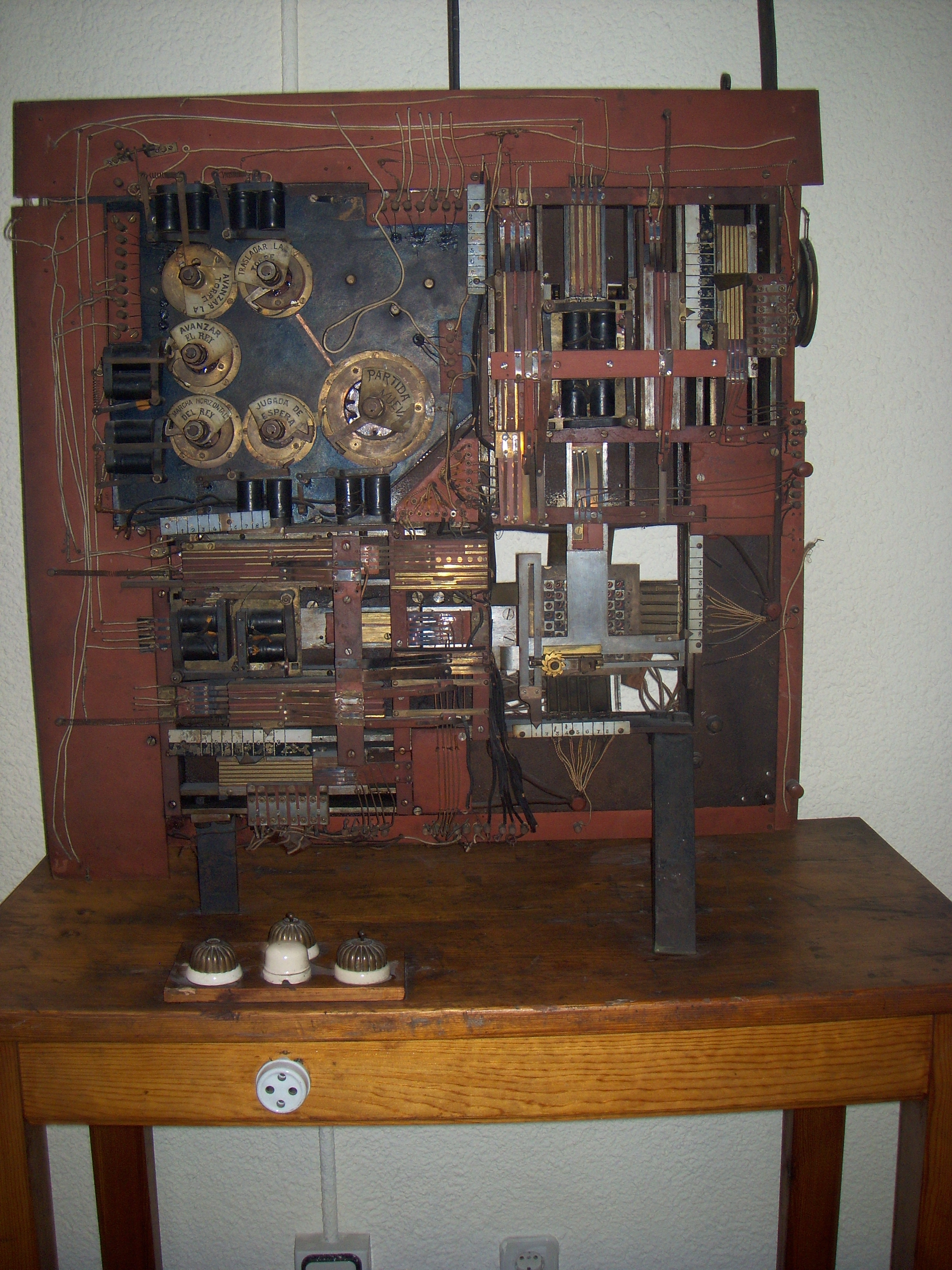 The Chess Computer From 1912 | Hackaday