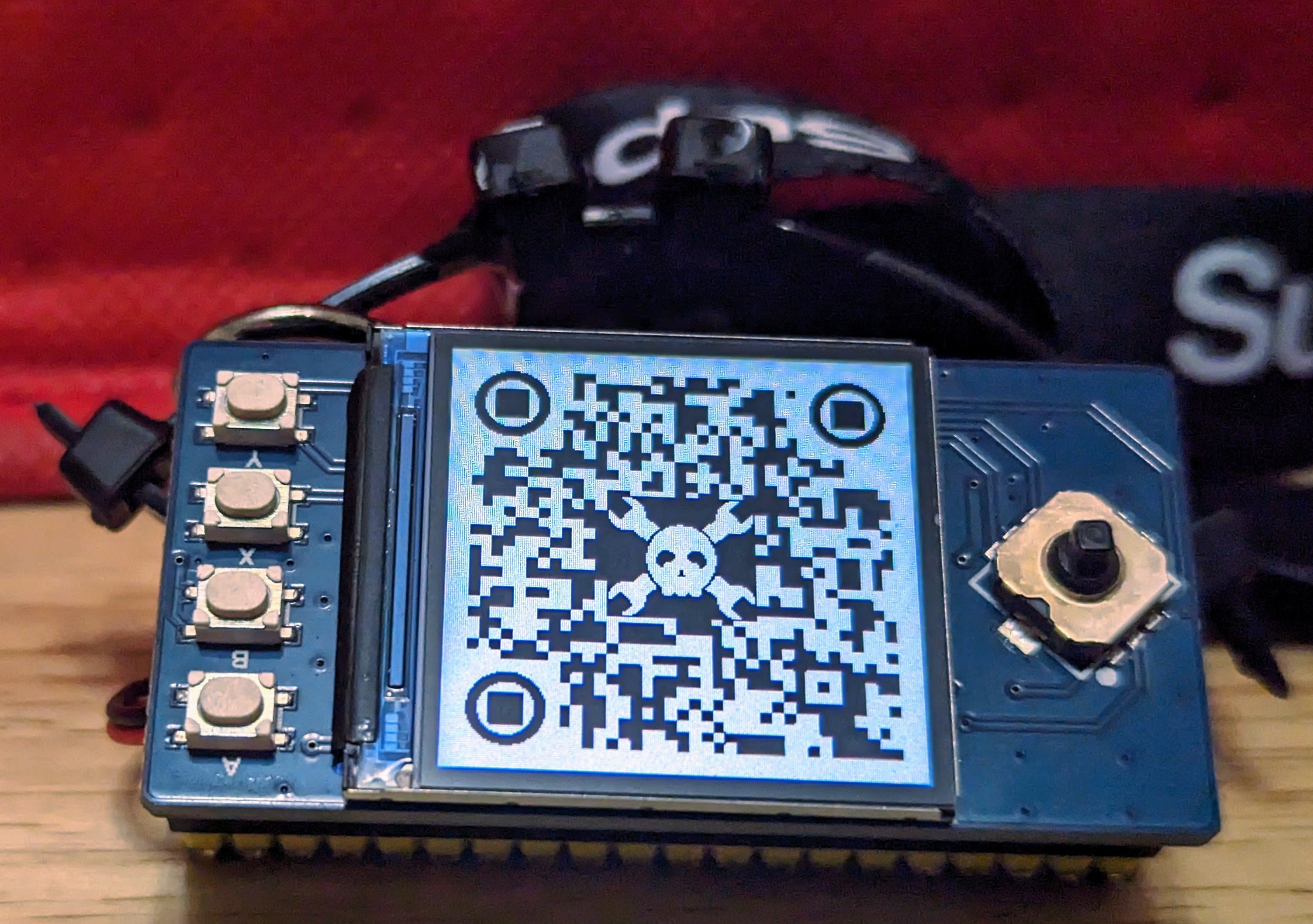 Simple Badge Is Simple, But It’s Yours | Hackaday