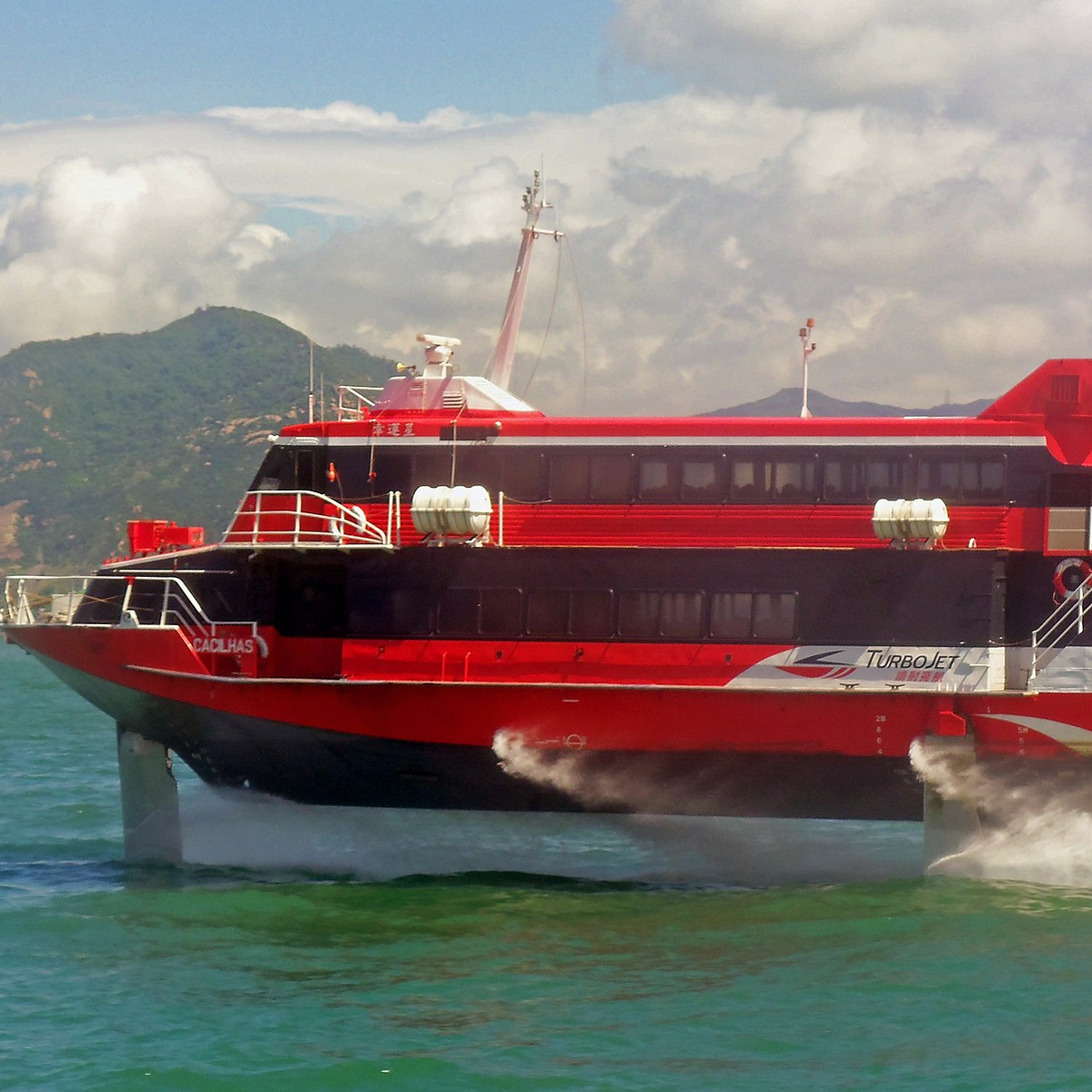 TurboJet_hydrofoil_Cacilhas_in_Hong_Kong_harbor_thumbnail | Hackaday