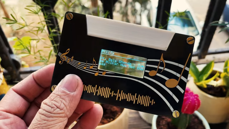 Internet Radio Built In Charming Cassette-Like Form Factor | Hackaday