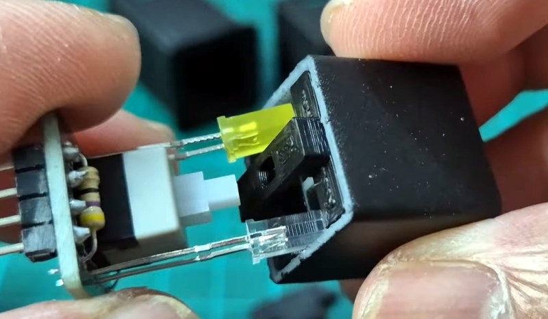 Put More Korry In Your Flight Sim Switches | Hackaday