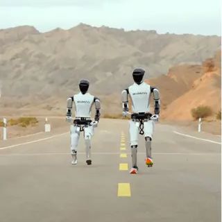 Chinese Humanoid Robot Establishes New Running Speed Courtesy Of ...