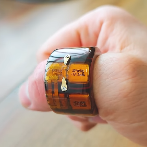 Taser Ring Is Scary Jewelry You Shouldn’t Build | Hackaday