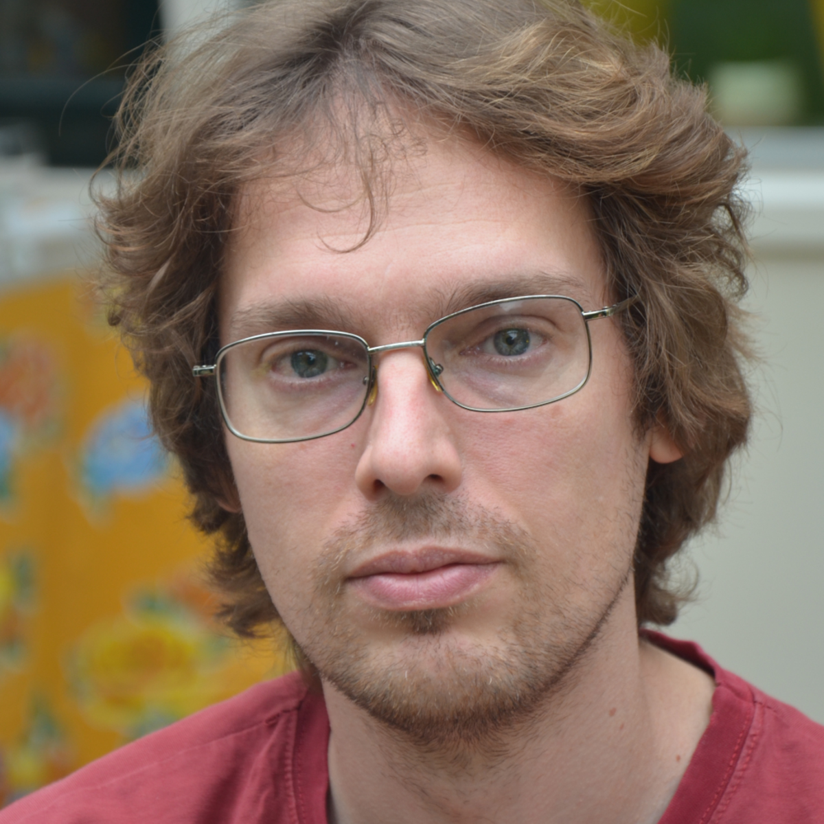 Hackaday Europe 2025: Speakers, Lightning Talks, And More! | Hackaday