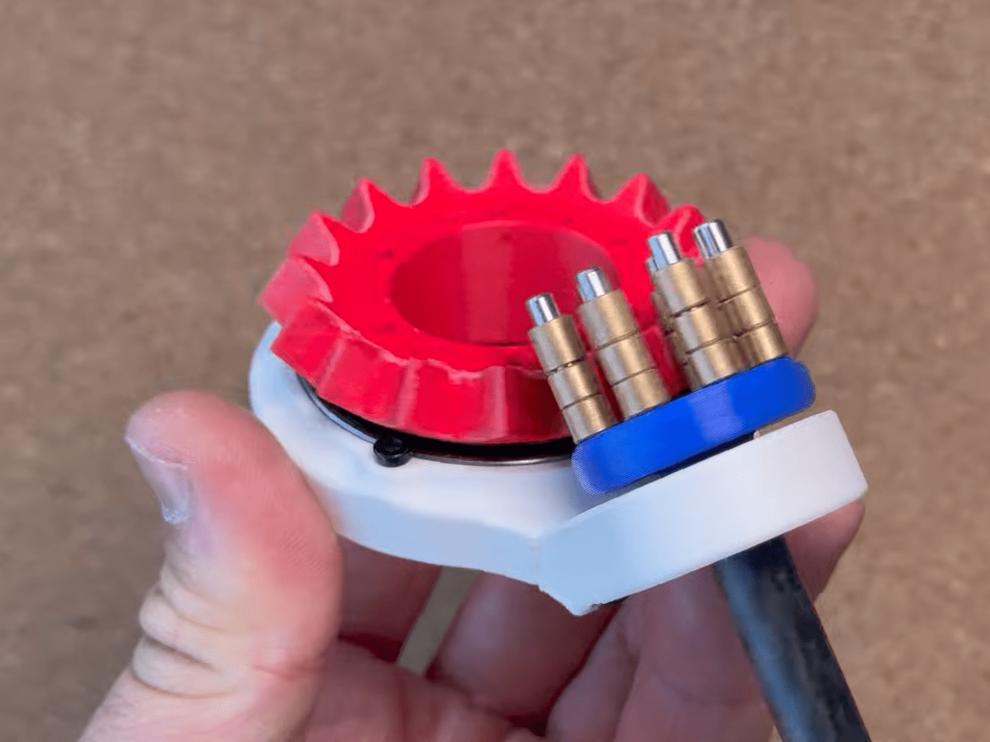 Roller Gearbox Allows For New Angles In Robotics | Hackaday