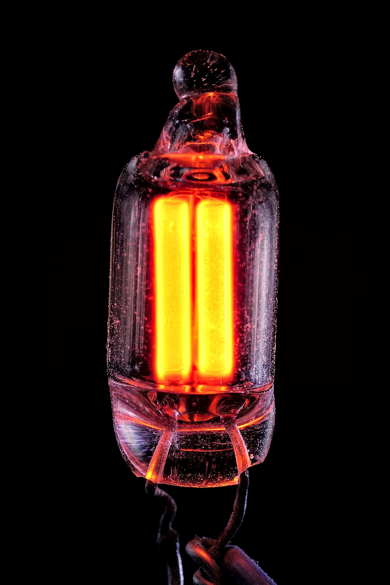 Neon Bulbs? They’re A Gas! | Hackaday
