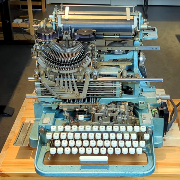 A Lorenz Teletype Shows Us Its Secrets | Hackaday