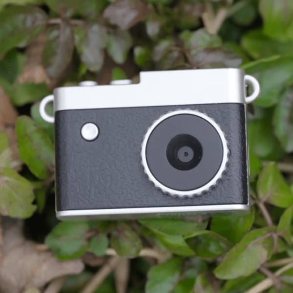 Tearing Down Walmart’s $12 Keychain Camera | Hackaday