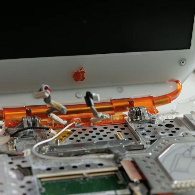 Restoring Apple’s Terrible But Awesome IBook Laptop | Hackaday