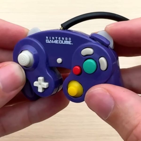 Keychain GameCube Controller Made Functional | Hackaday