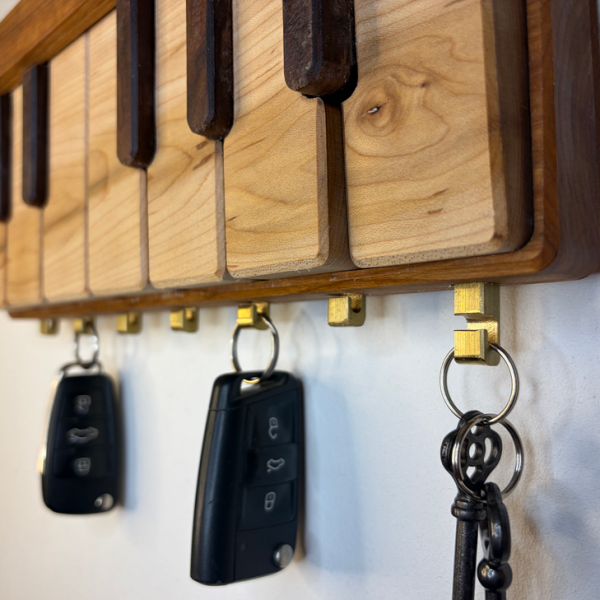 Wooden Piano Keys Hold Your Less-Wooden, Not-Piano Keys | Hackaday